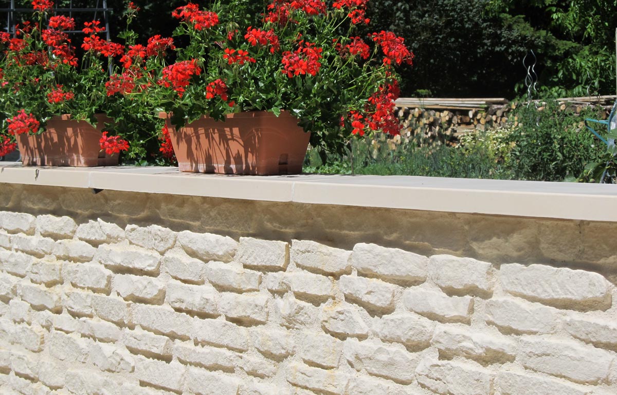 Muret de clôture d'aspect pierres anciennes maçonnées, monobloc - www ...